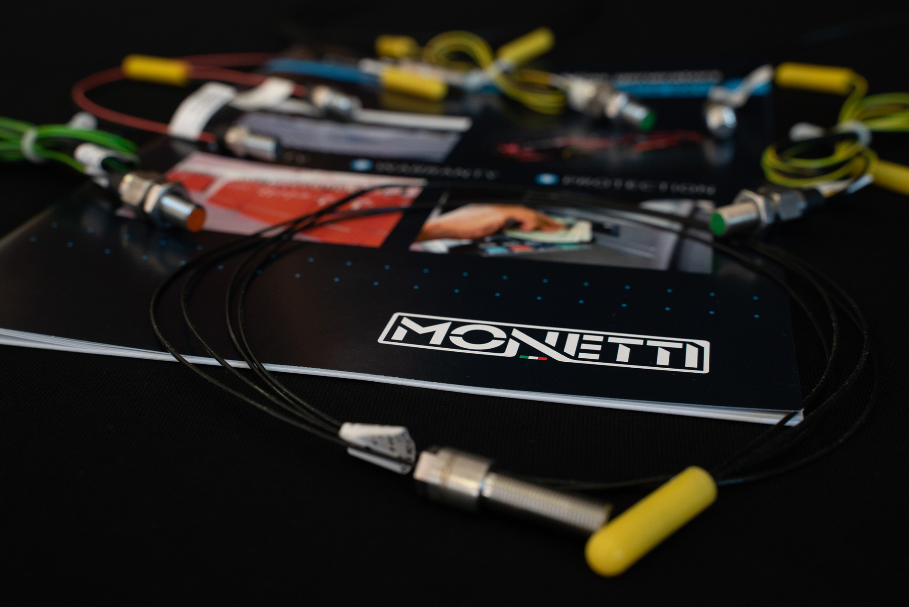 MonettiActuators - Pyrotechnic actuators and Gas generators