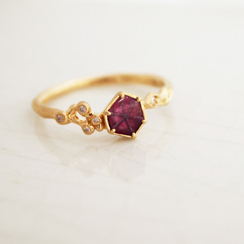 Trapiche Ruby Ring | plant-plant