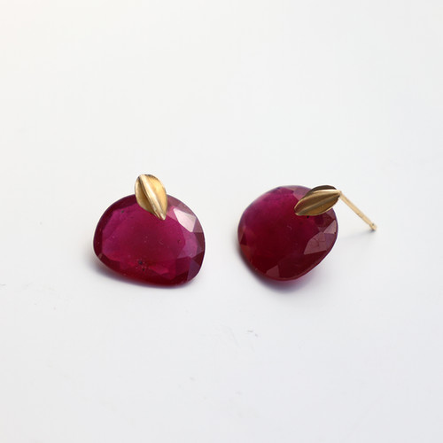 Ruby + apricot Earrings | plant-plant