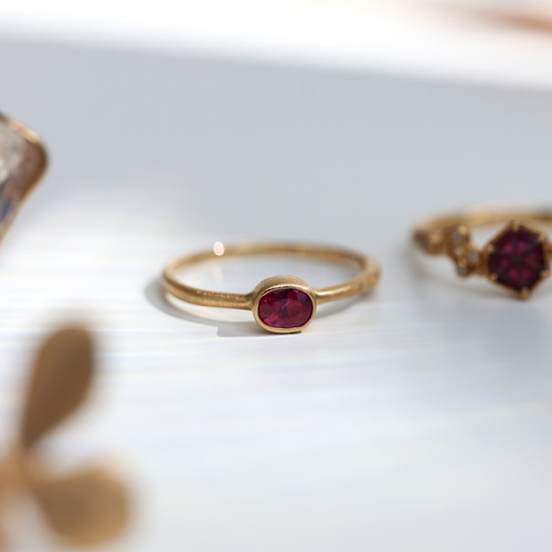 Ruby K18 Ring -S- | plant-plant