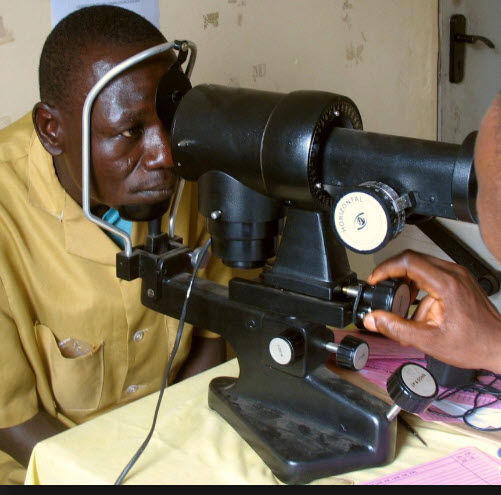 The Science Behind Keratometers for Biometry