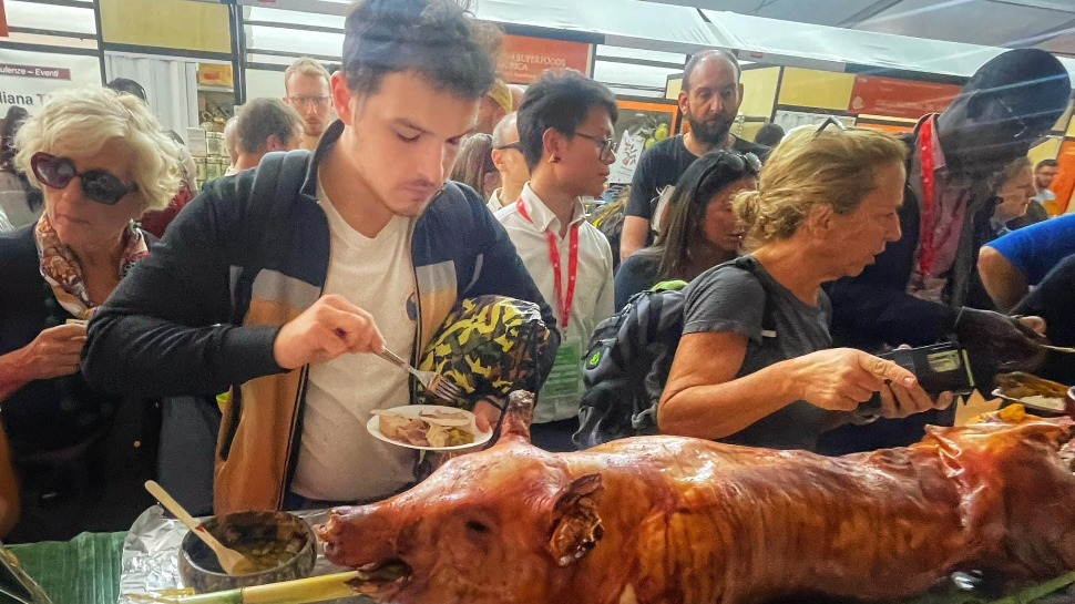 At A Food event in Italy, Lechon Steals the show!