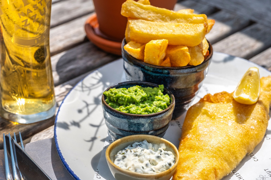 The Wiveton Bell | Wiveton, Norfolk | Fish & Chip Thursdays
