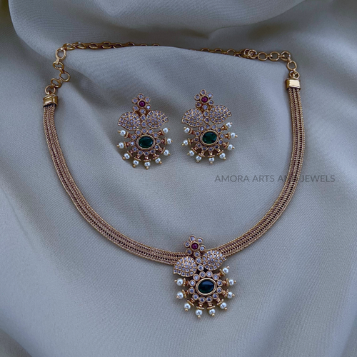 Antique Short Necklace | Amora Art and Jewels