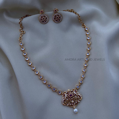 Antique Short Necklace | Amora Art and Jewels