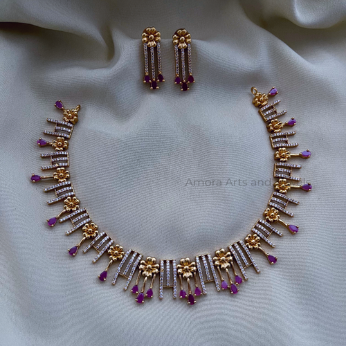 Antique Short Necklace | Amora Art and Jewels