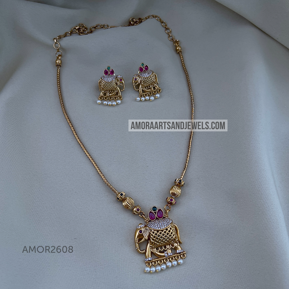Antique Collections | Amora Art and Jewels