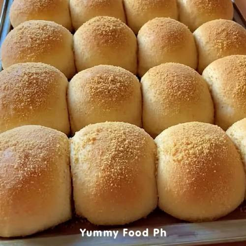 Soft and fluppy pandesal 10pcs | FilNor Supermarket