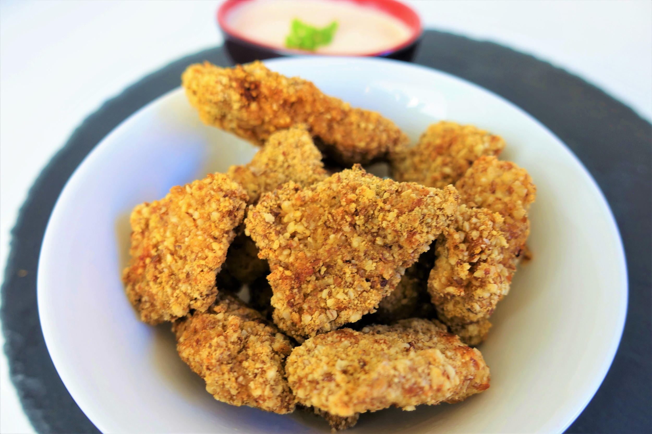 Almond crusted Chicken Nuggets | MMB Lifestyle
