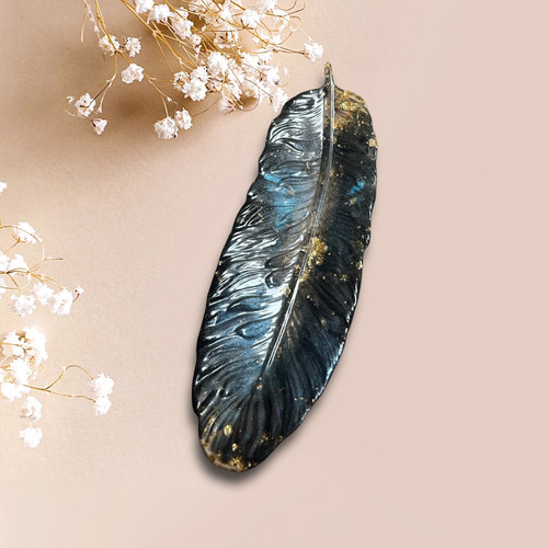 Plume resine ,vide poche noir bleuté insert feuilles d’or | Fabrique de ...