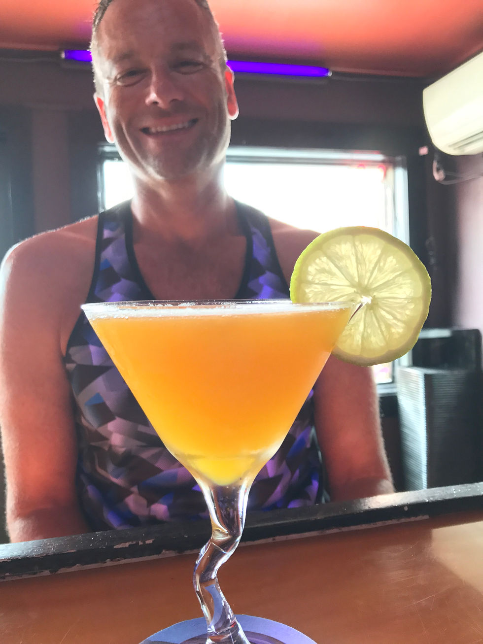 Home | Johnny Thai | Sushi & Martinis