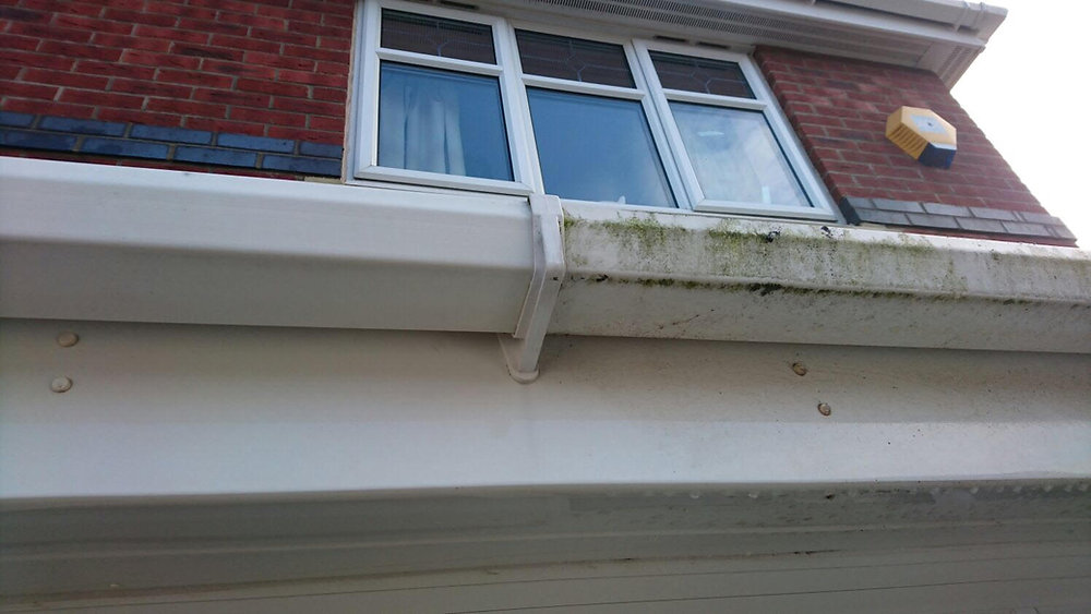 Gutter clearance