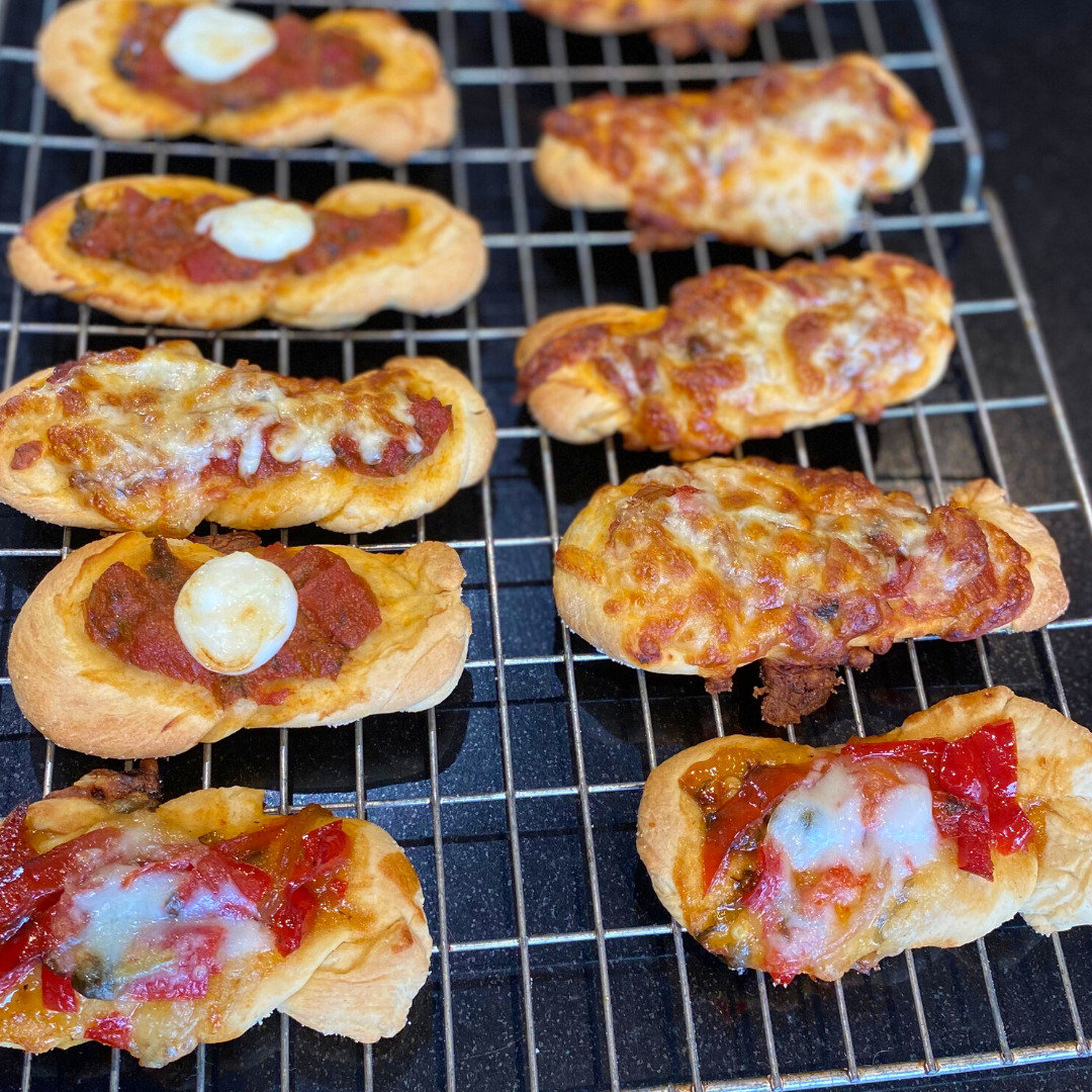 Healthy Mini Party Pizzettas Recipe