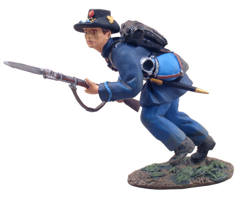 31055 - Union Infantry Iron Brigade Charging No.1 | crowntoysoldiers