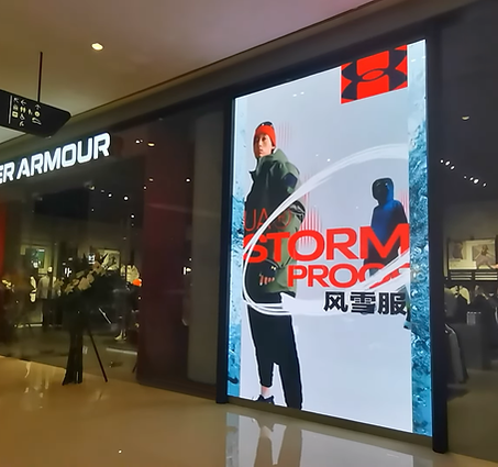 Holoscape in Retail: Transformative Transparent LED Displays