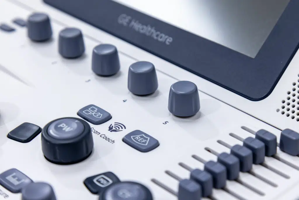 GE Logiq F8 Ultrasound Machine | Peak Medical