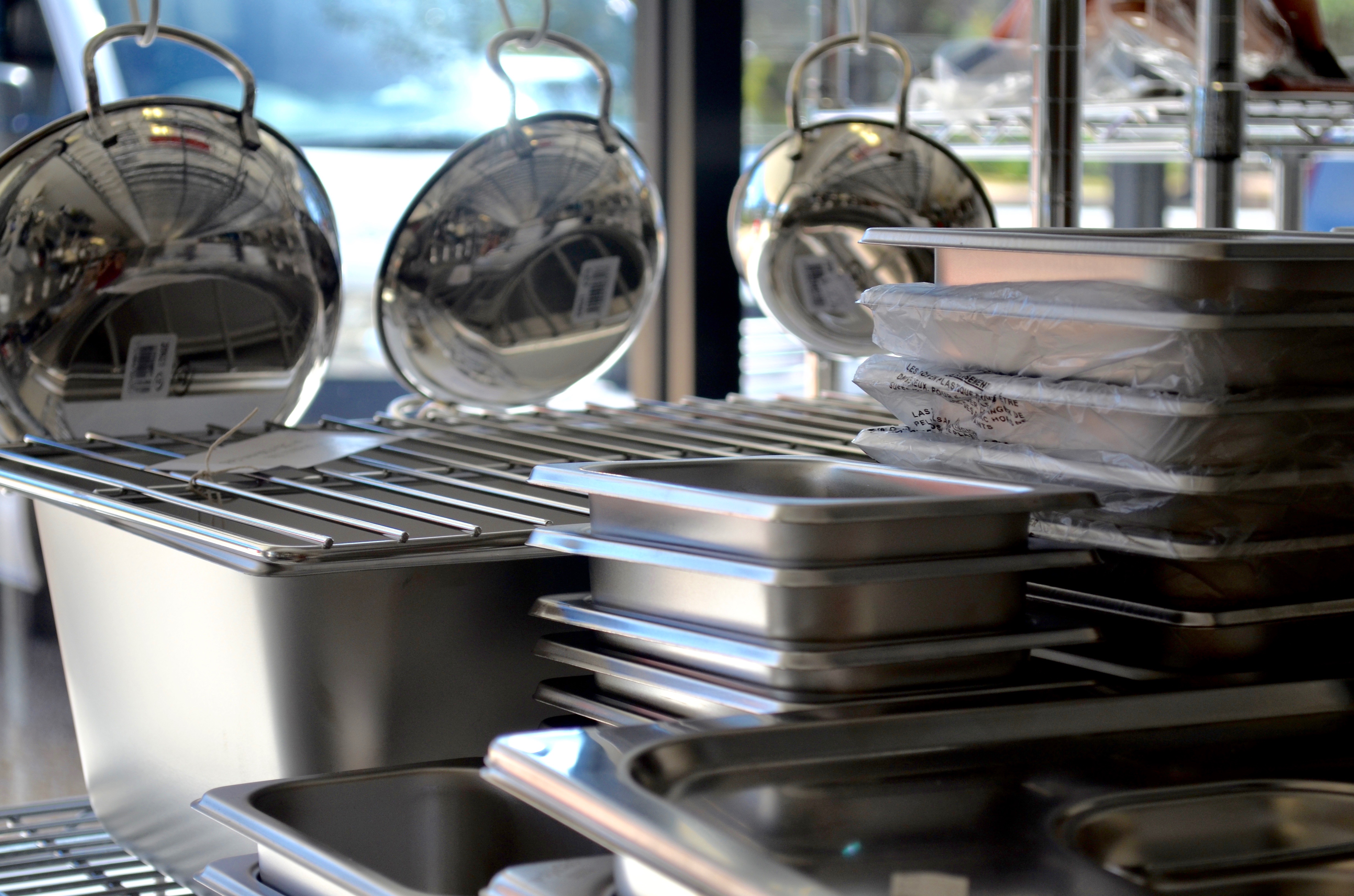 Mansfield Hospitality Supplies I Bakeware + Cookware