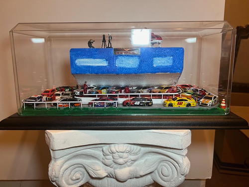 MINI NASCAR TRACK DIORAMA | RALPHIEWORLDSTUDIOS