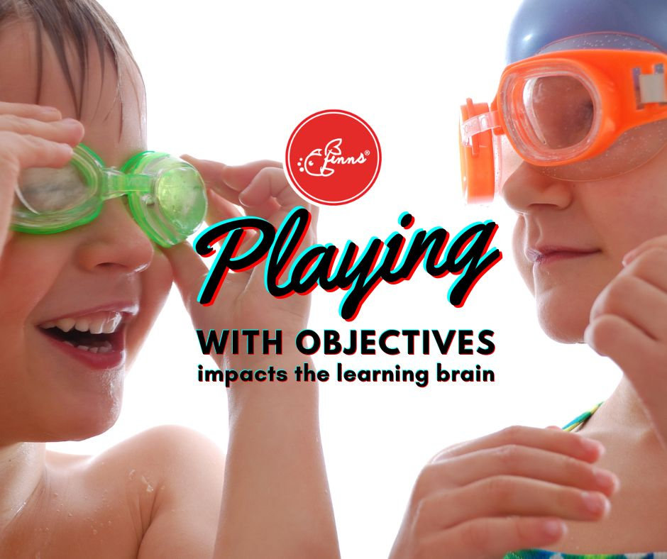 Playing with objectives impacts the learning brain