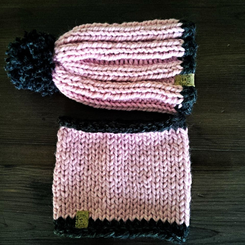 mini Pom Pom/Cowl set | rustiknits