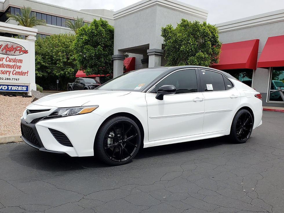 2018 Toyota Camry White