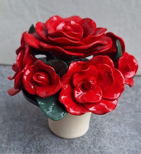 Large Vase Receptacle Insert - 8 Rose Bouquet | Earth Studio