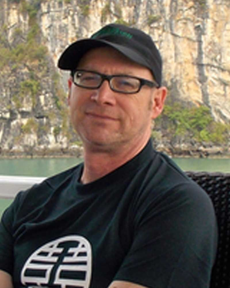 New Deal: THE BEAUTIFUL PLACE by Lee Gowan