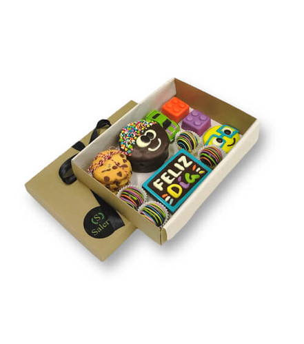 Dulce Aventura – Box Infantil con Alfajor y Chocolates Montevideo ...