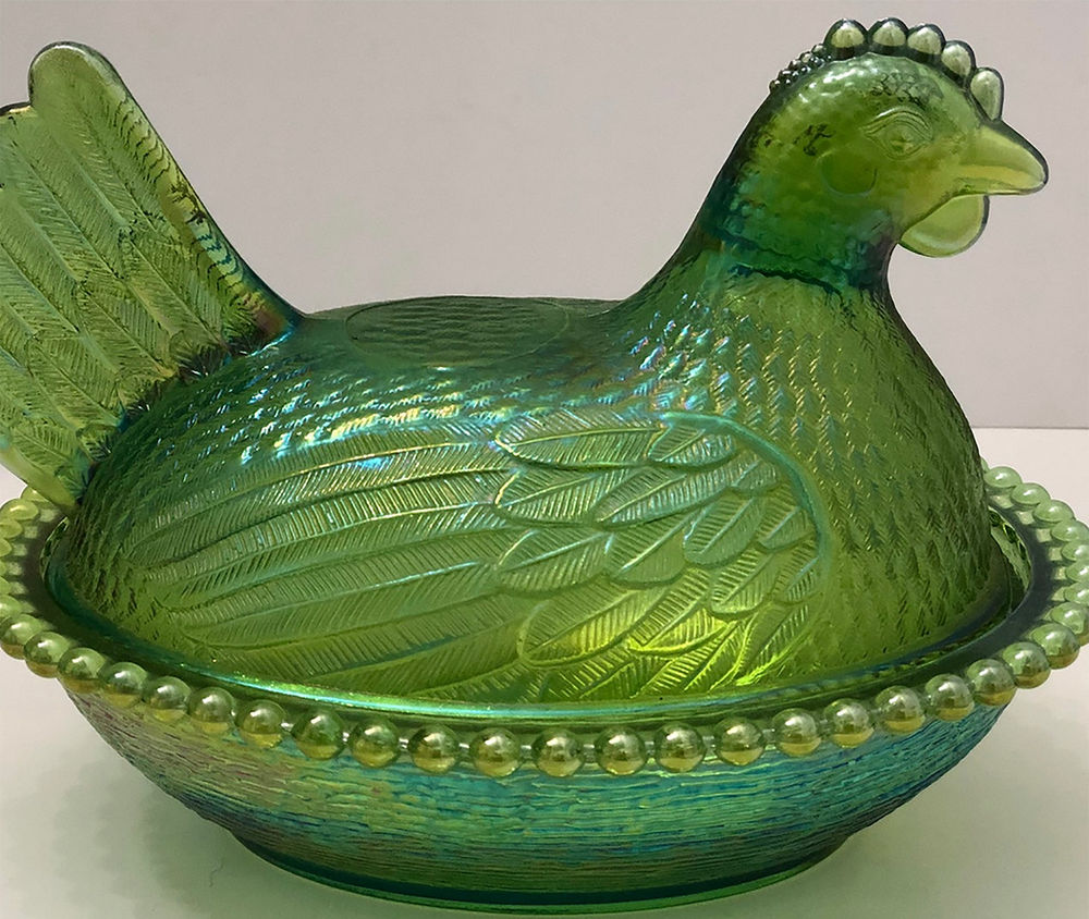 Glass Nesting Hens