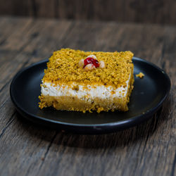 Suzies Pastry, Best Bakery, Baklava, Cakes, Coffee, Weddings & Parties