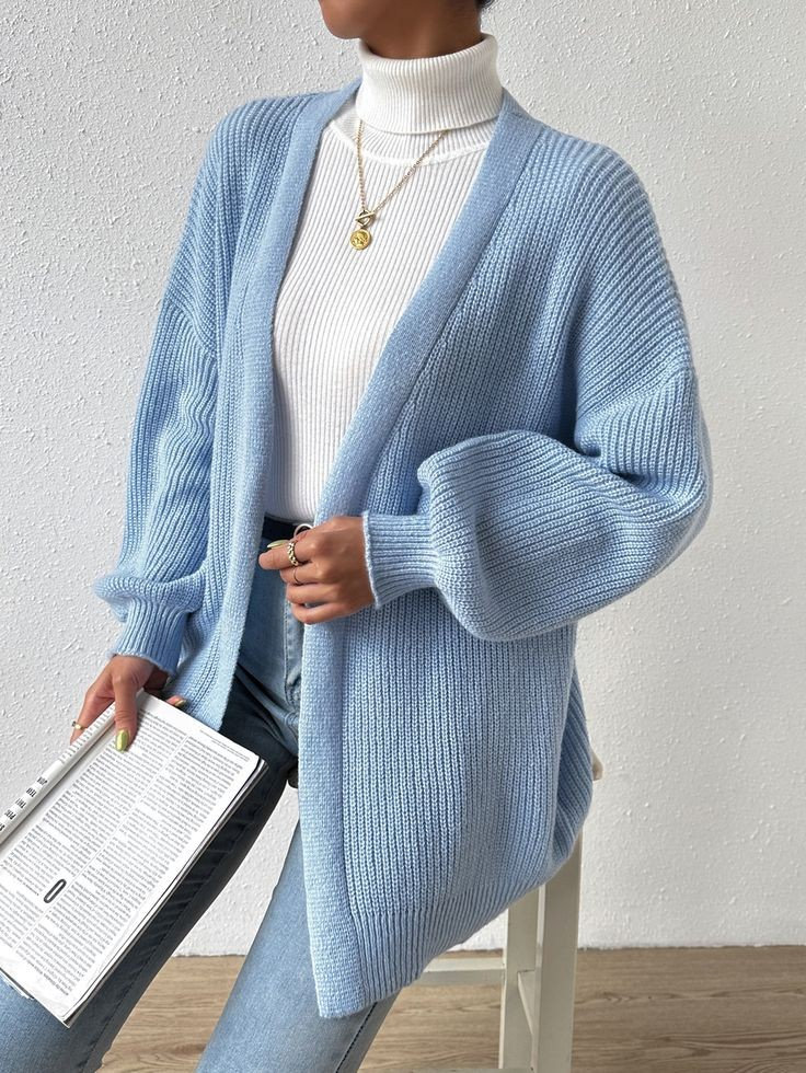 Como combinar el color azul bebe o baby blue | Blog de moda