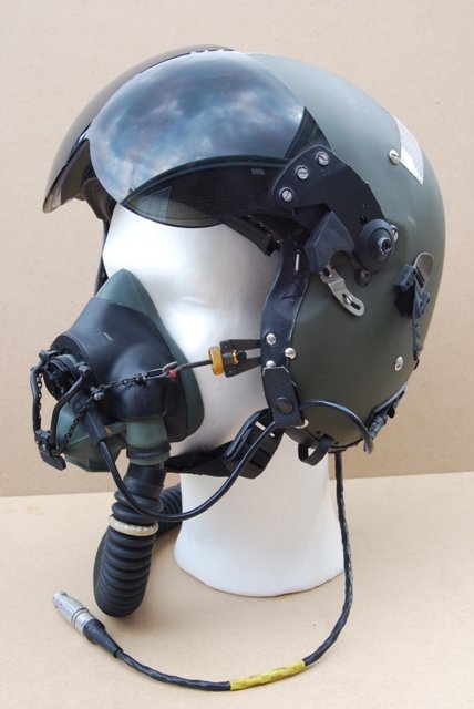 English Helmet | bytomcat793