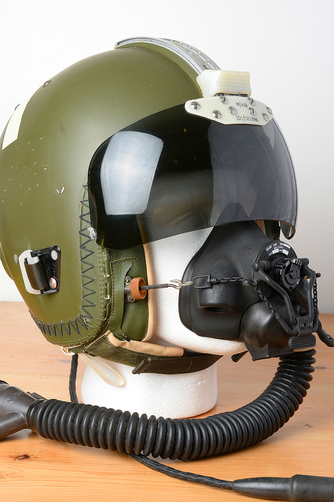 English Helmet | bytomcat793