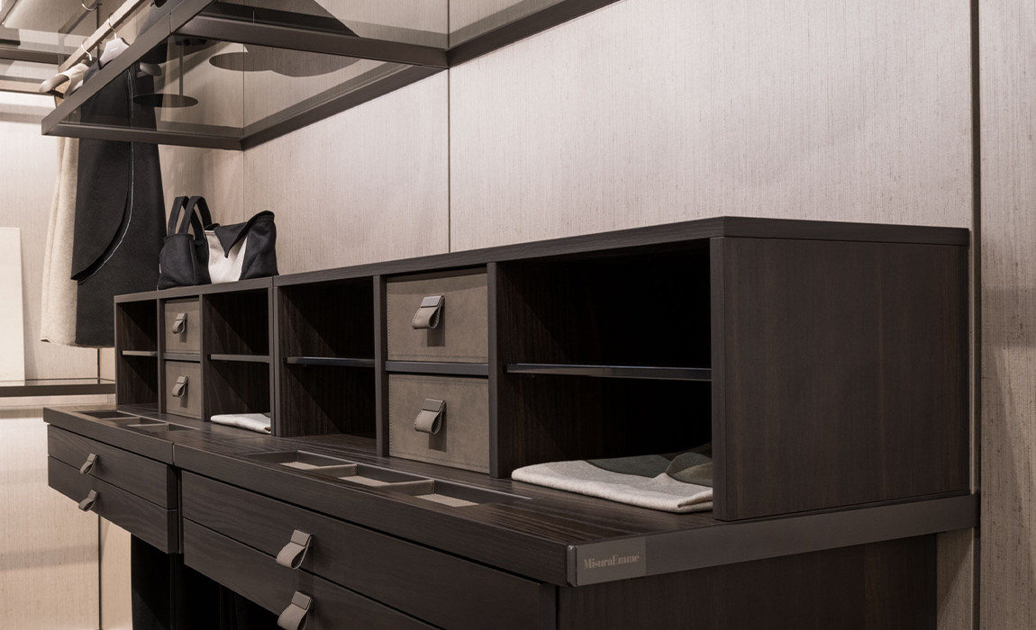 Luxury Closets Tailored to Perfection : High-End Italian Design