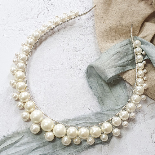 Graduated pearl crown | The Lucky Sixpence