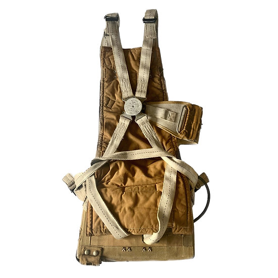 RAF SEAT TYPE PARACHUTE HARNESS + PACK (POST WW2) | RAF MILITARIA