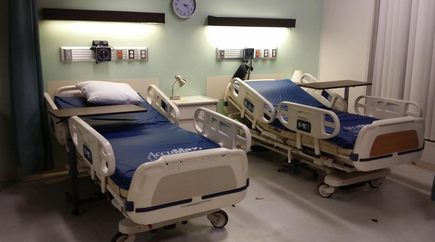 HOSPITAL MOVIE SET