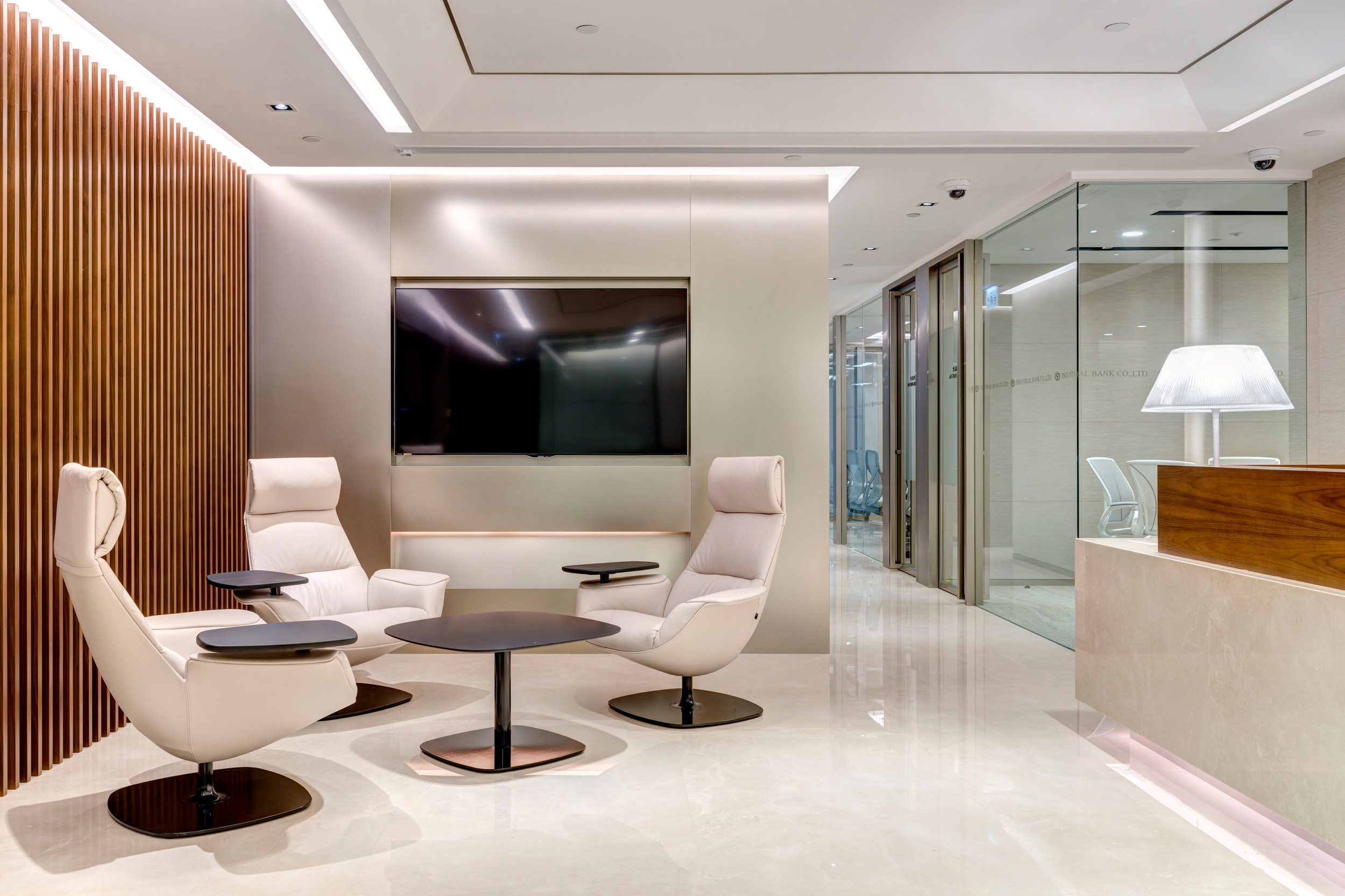 Industrial Bank | Workplace Design & Build | Hong Kong | YO Design