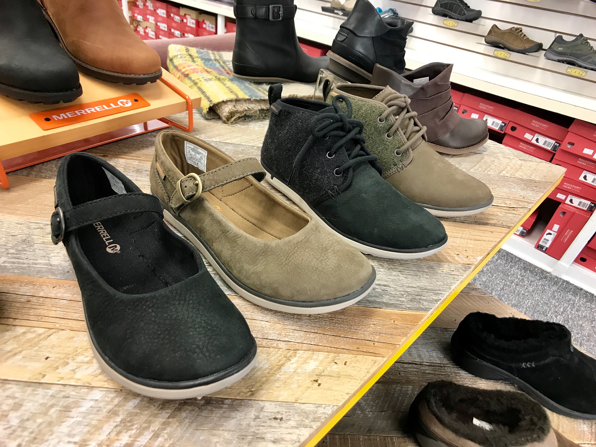 Shoe Store Owosso MI | Norm Henry Shoes, Boots & Accessories