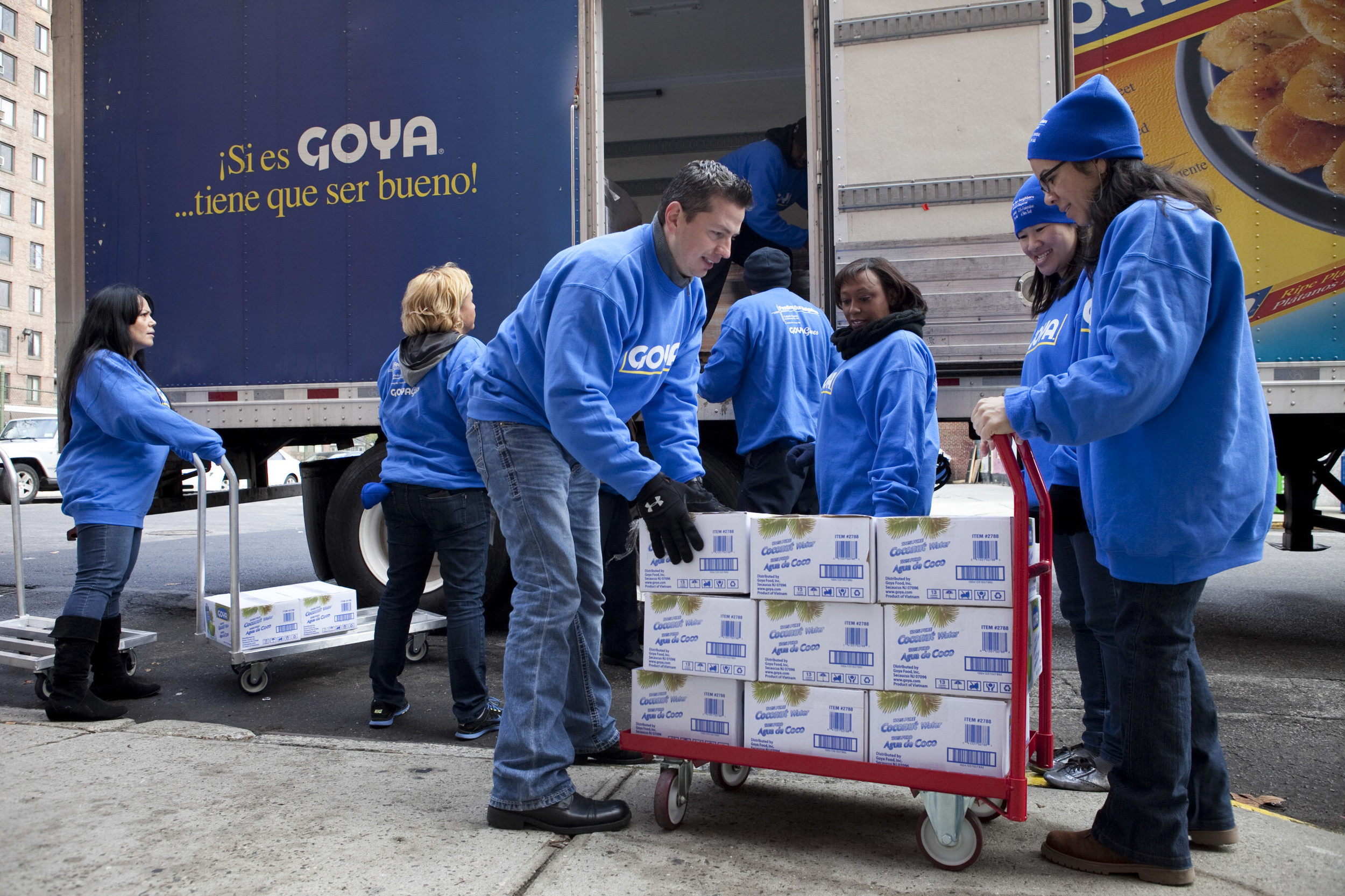 Goya Gives Back: A Thanksgiving to Remember