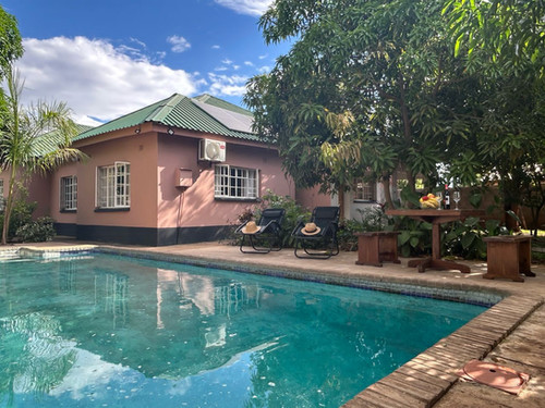 Hungwe House Victoria Falls | vicfallsapp.com