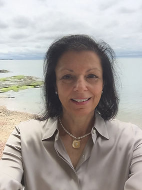 TIPS FOR CREATING LUXURIOUS OUTDOOR SPACES - Grand Interior