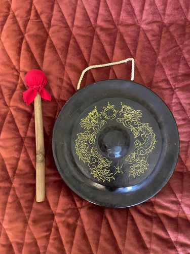•6• 24x24cm Vietnamese gong with Mallet | War on Rugs