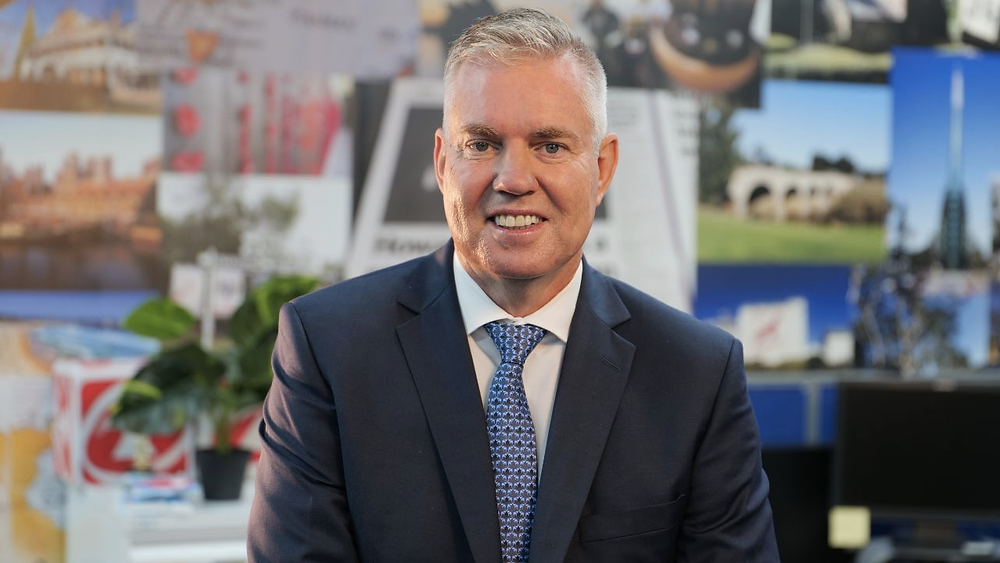 First National's CEO Set to Step Down