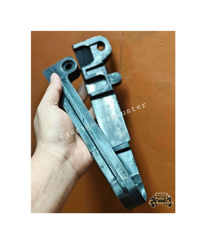 Ktm Duke/RC 125/200/390/250 chain slider original new | Garage_Exhauster