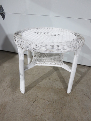 White Wicker Round Table | Stella's