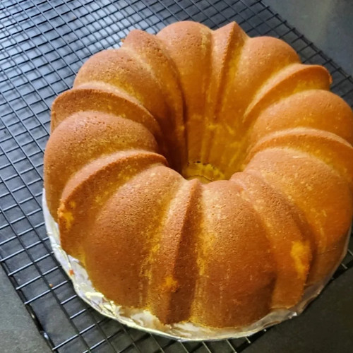 Heavy Whipping Cream Pound Cake | MrsTHomemadeDessert