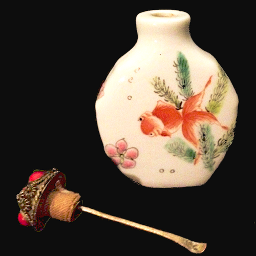 Japanese snuff bottle | America’s Artifacts
