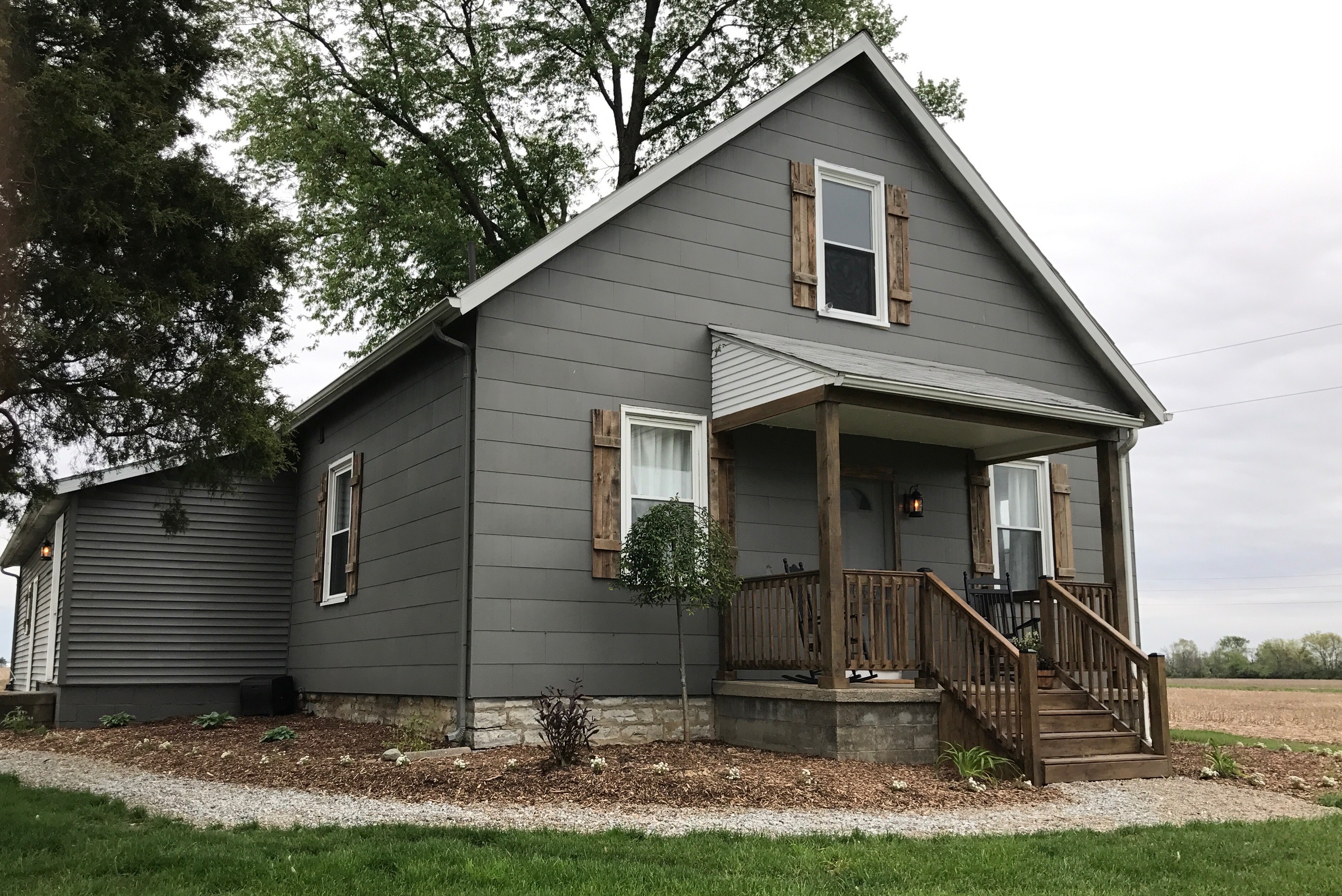 The Buckeye Barn Venue | Wedding Venue