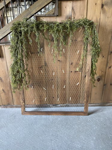 Chicken Wire Display | The Buckeye Barn